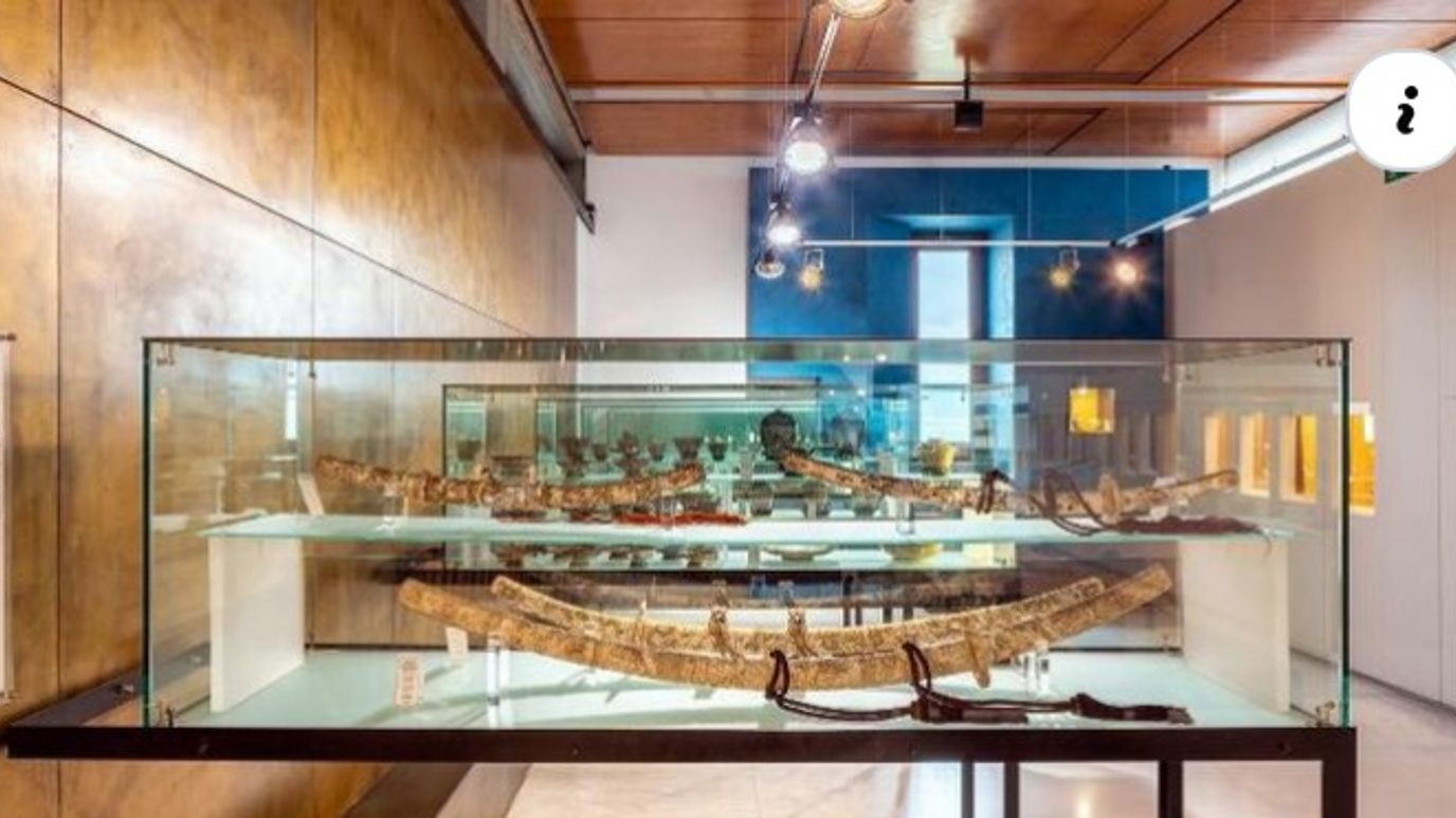 Tharros in mostra museo diocesano Oristano, Time upon time